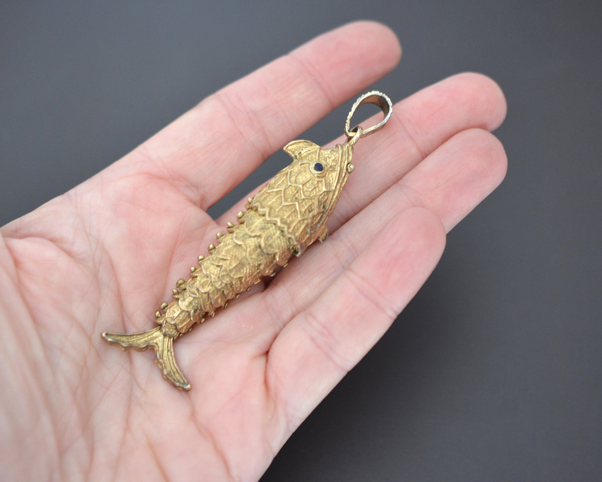 Large Gilded Openable Fish Case Pendant – Cosmic Norbu