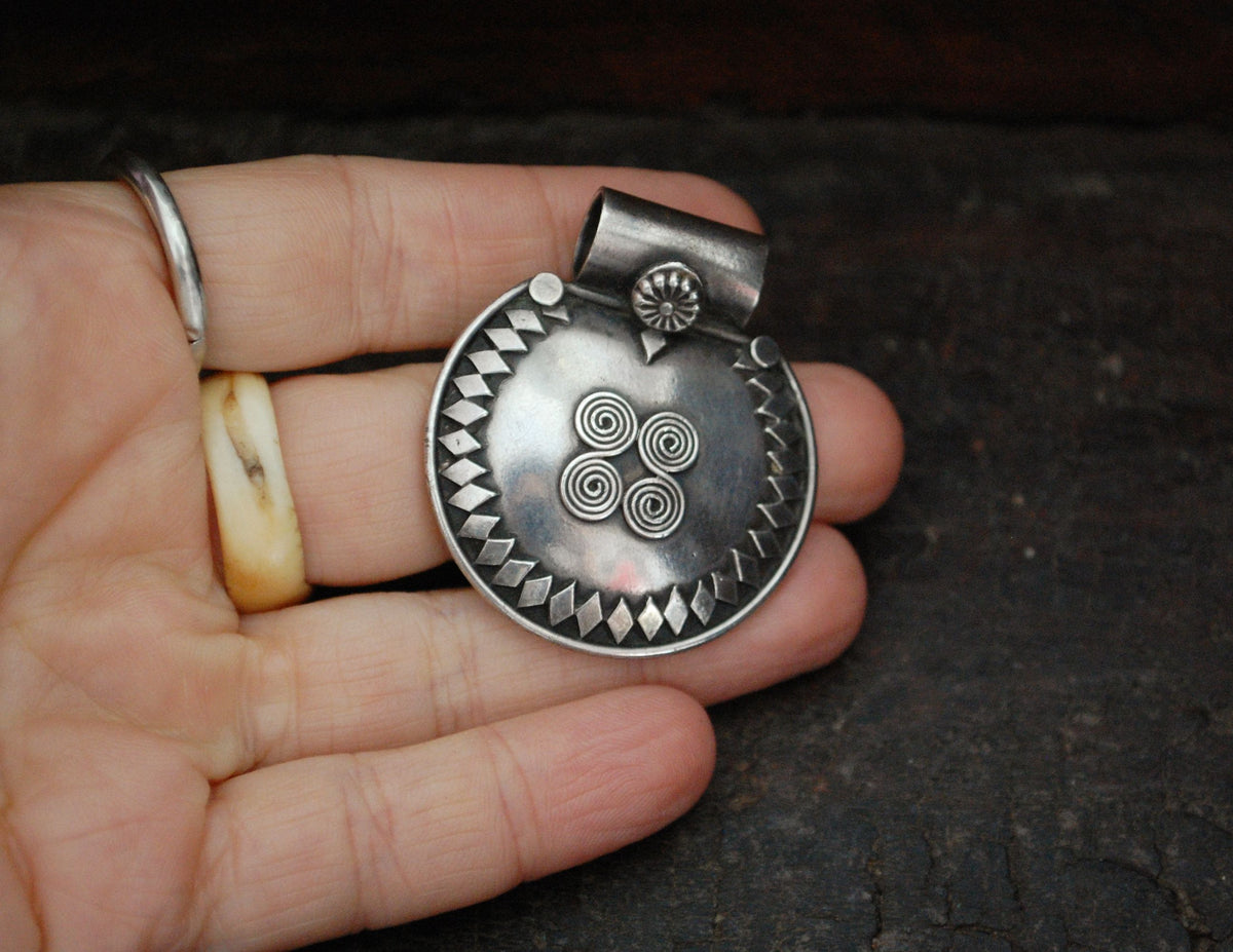 Rajasthani Silver Amulet – Cosmic Norbu