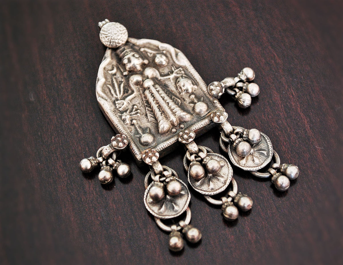 Antique Kali Amulet – Cosmic Norbu